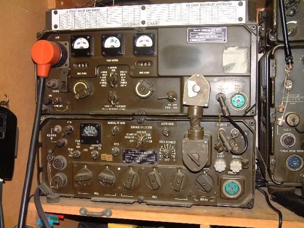 AN/GRC-106 - RadioNerds