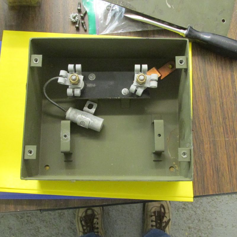 Terminal blocks photos - RadioNerds